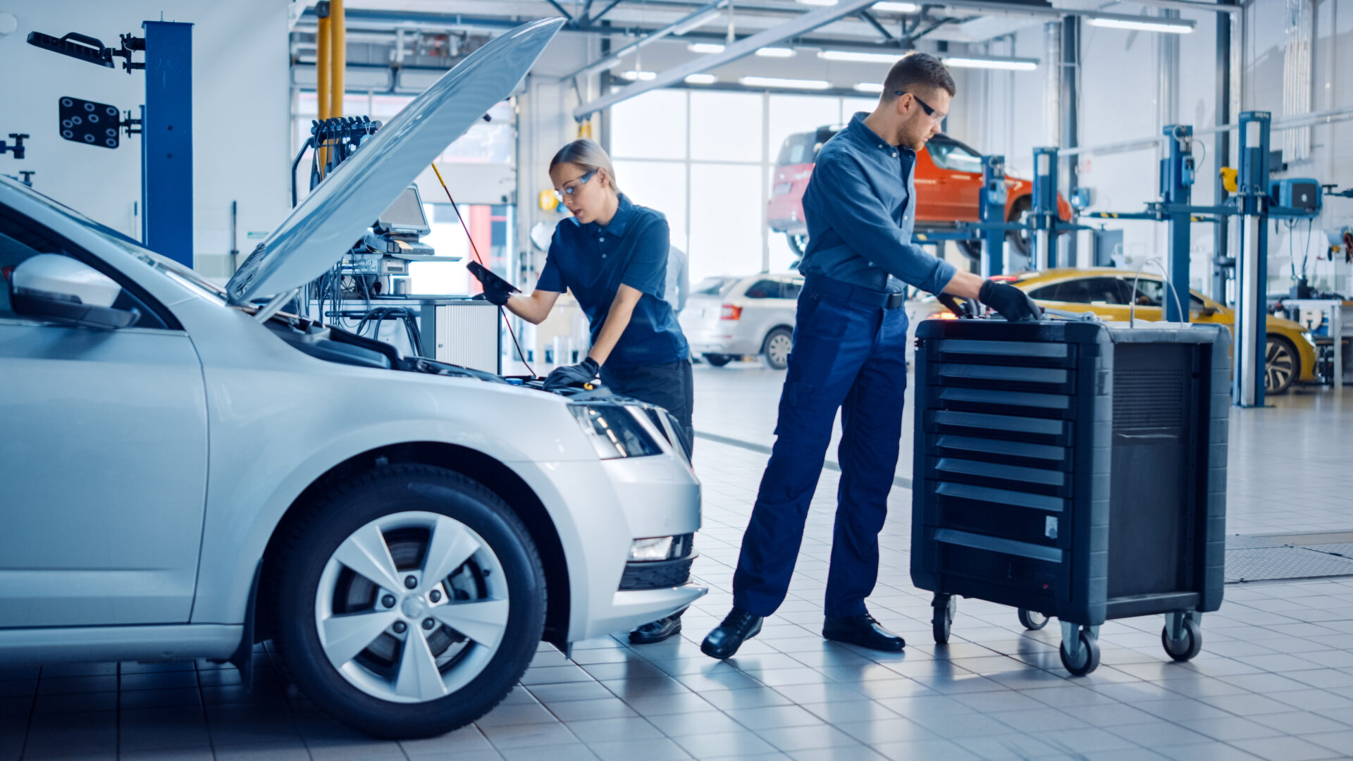 Top 10 Auto Tech Hiring Mistakes Dealers Make