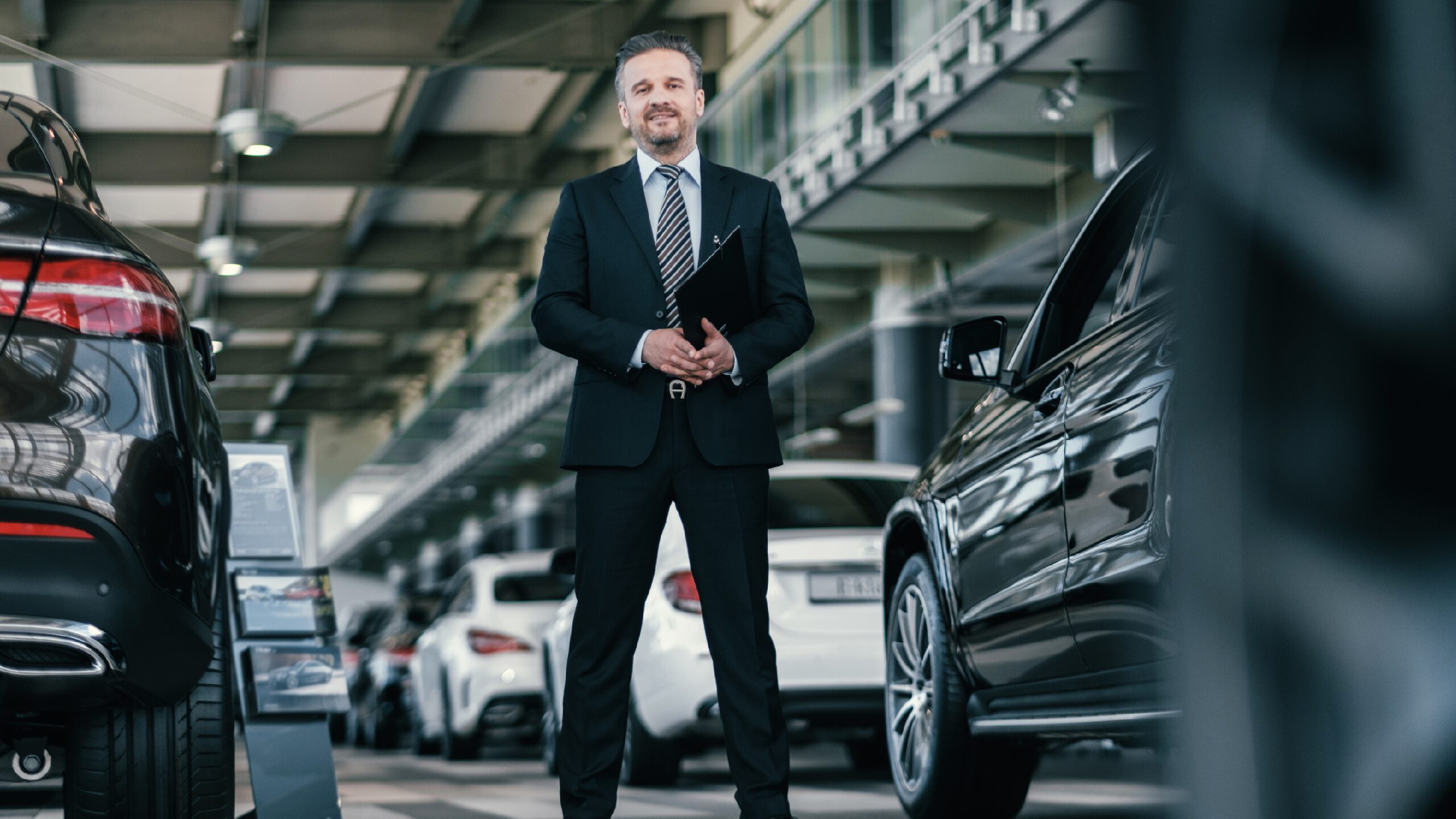 Hireology's Technician Hiring Playbook: How the Best Dealerships Win